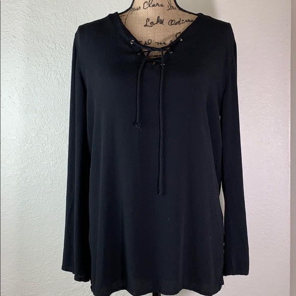Elan | Tops | Elan Laceup Bell Sleeve Blouse Size Large | Poshmark